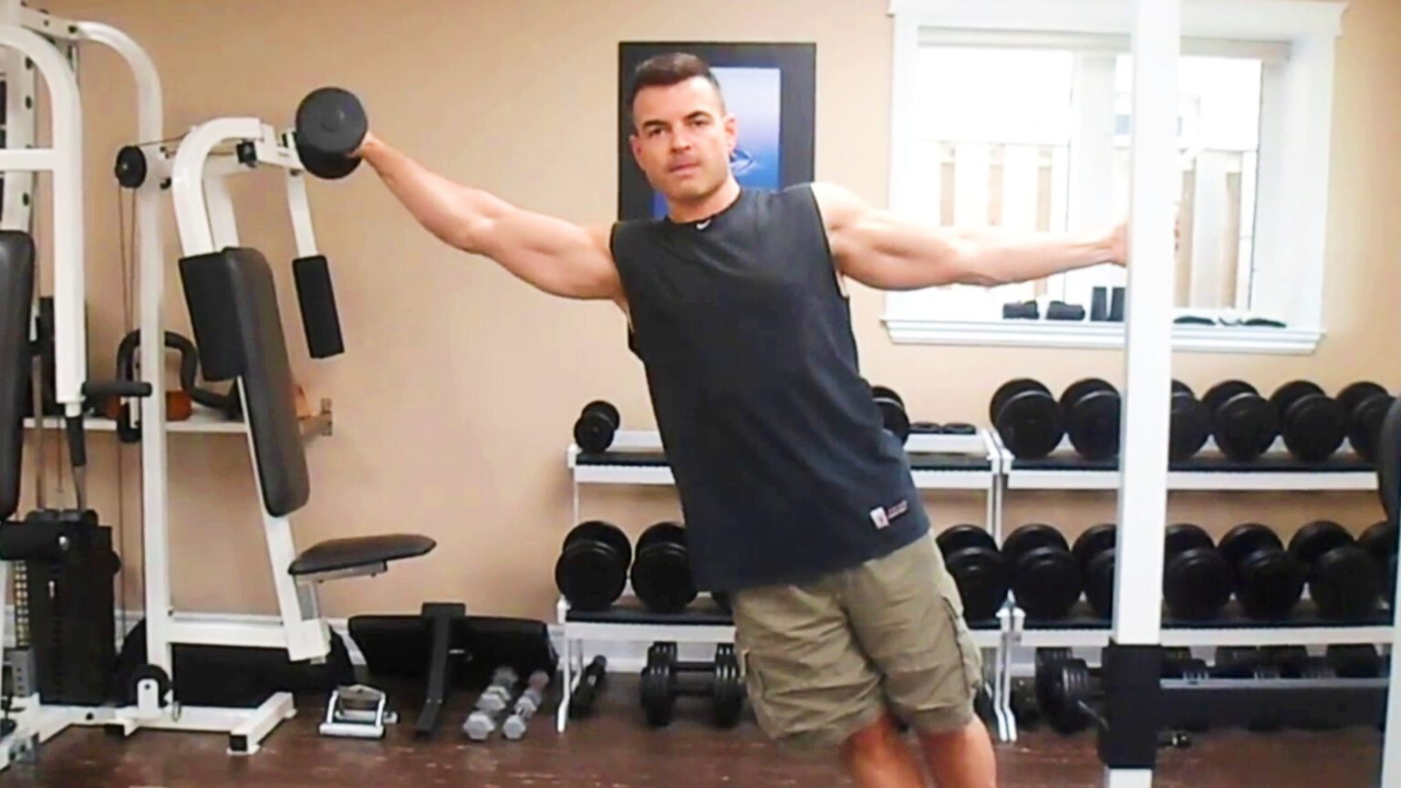 Leaning Lateral Raise: Muscles Worked, How To Do and Tips