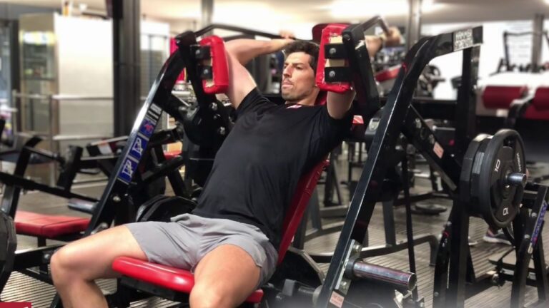 Pullover Machine: How To Do, Muscles Worked